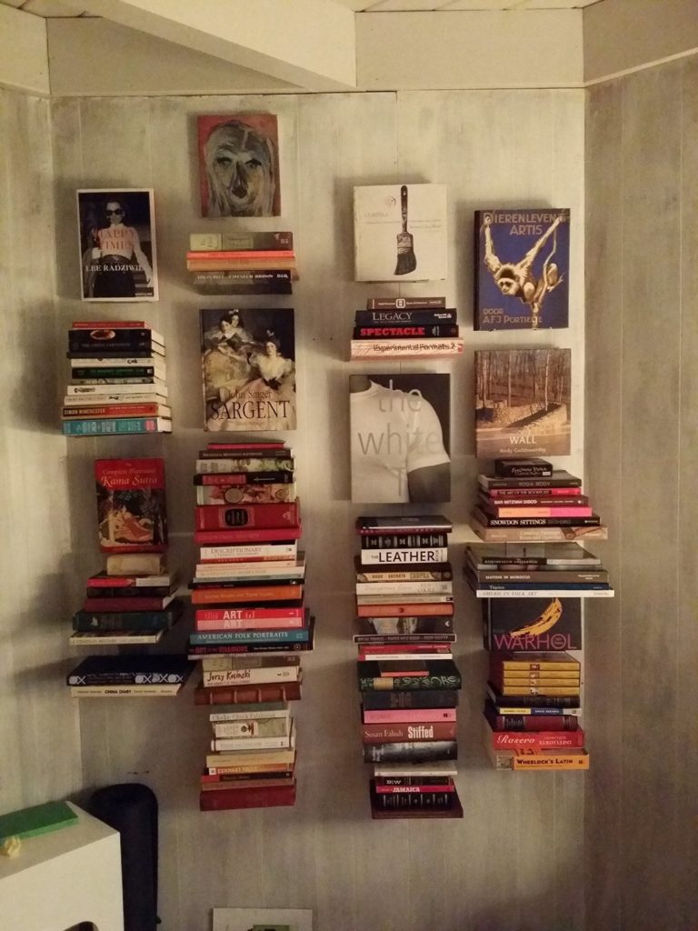 Floating Bookshelves - CoolHousewarmingGifts.com