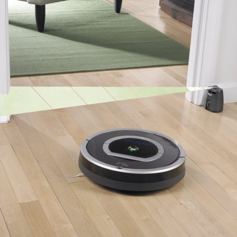 iRobot Roomba 780 Vacuum - CoolHousewarmingGifts.com